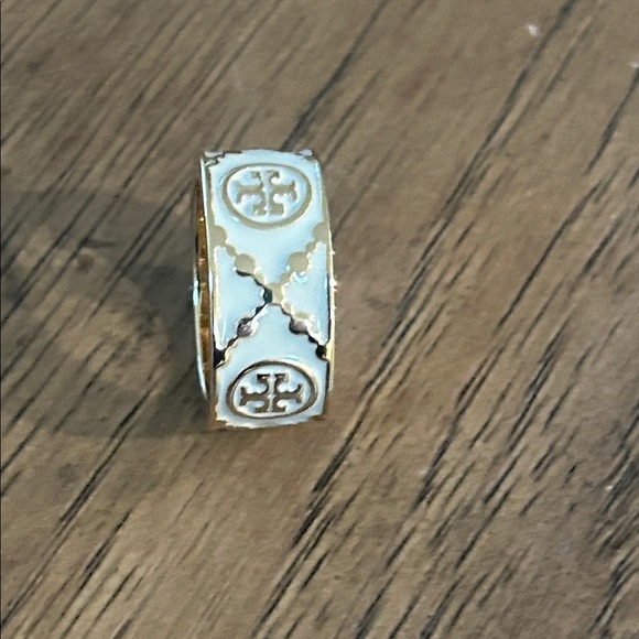 Tory Burch | Jewelry | Tory Burch Logo Wide Band Enamel Ring 7 | Poshmark